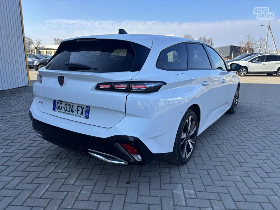 White Peugeot 308 2022 in Taurage, with an engine capacity of 1.50 L and mileage of 200 thousand km for 11000 €, photo 8 on AUTOMOTO.COM.LV