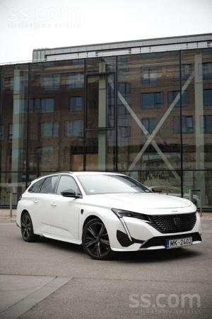 Balts Peugeot 308 2022 Rīga, ar dzinēja tilpumu 1.50 L un nobraukumu 51 tūkst. km par 23990 €, foto  vietnē AUTOMOTO.COM.LV