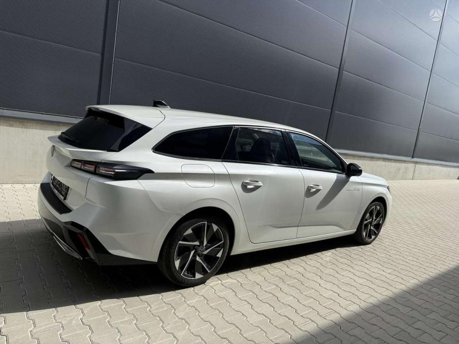 Balts Peugeot 308 2022 Šauļi, ar dzinēja tilpumu 1.50 L un nobraukumu 200 tūkst. km par 11950 €, foto 7 vietnē AUTOMOTO.COM.LV