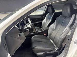 Balts Peugeot 308 2022 Šauļi, ar dzinēja tilpumu 1.50 L un nobraukumu 200 tūkst. km par 11950 €, foto 11 vietnē AUTOMOTO.COM.LV