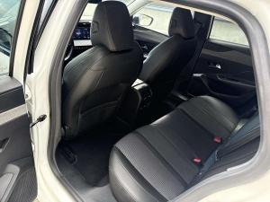 Balts Peugeot 308 2022 Šauļi, ar dzinēja tilpumu 1.50 L un nobraukumu 200 tūkst. km par 11950 €, foto 13 vietnē AUTOMOTO.COM.LV