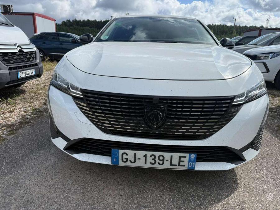 Balts Peugeot 308 2022 Viļņa, ar dzinēja tilpumu 1.50 L un nobraukumu 170 tūkst. km par 10750 €, foto 3 vietnē AUTOMOTO.COM.LV