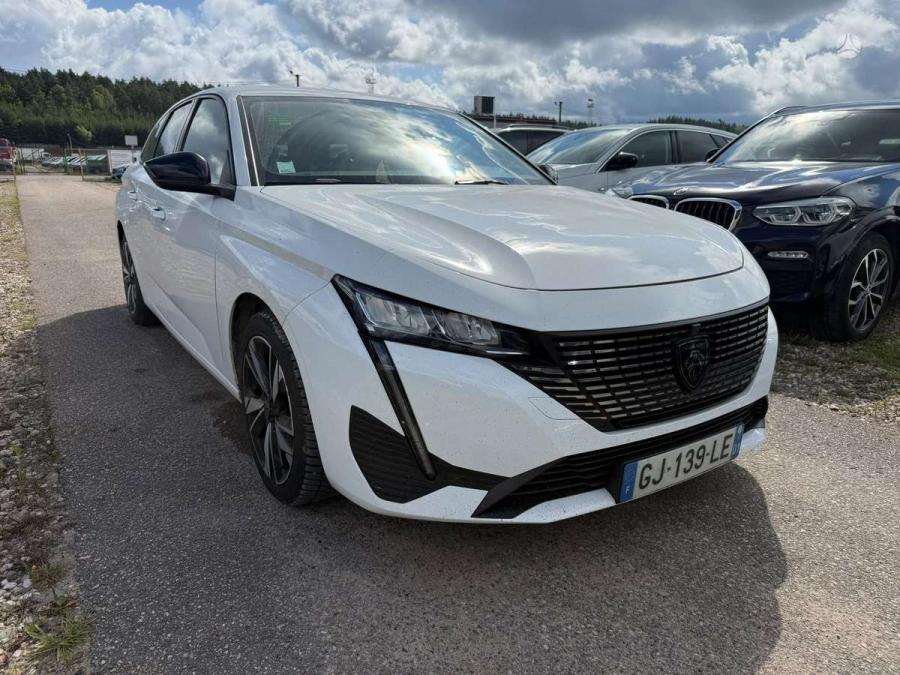 Balts Peugeot 308 2022 Viļņa, ar dzinēja tilpumu 1.50 L un nobraukumu 170 tūkst. km par 10750 €, foto 4 vietnē AUTOMOTO.COM.LV