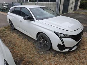Белый Пежо 308 2022 в Таураге, объемом двигателя 1.50 л и пробегом 148 тыс. км за 10500 €, фото  на AUTOMOTO.COM.LV