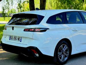 Balts Peugeot 308 2023 Tauragė, ar dzinēja tilpumu 1.50 L un nobraukumu 199 tūkst. km par 11500 €, foto 15 vietnē AUTOMOTO.COM.LV