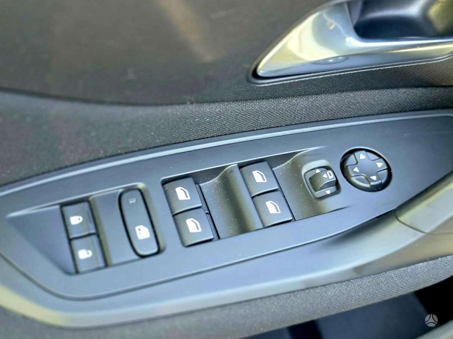 Balts Peugeot 308 2023 Tauragė, ar dzinēja tilpumu 1.50 L un nobraukumu 199 tūkst. km par 11500 €, foto 33 vietnē AUTOMOTO.COM.LV