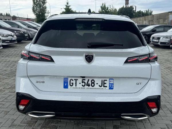 White Peugeot 308 2023 in Taurage, with an engine capacity of 1.50 L and mileage of 163 thousand km for 15300 €, photo 6 on AUTOMOTO.COM.LV