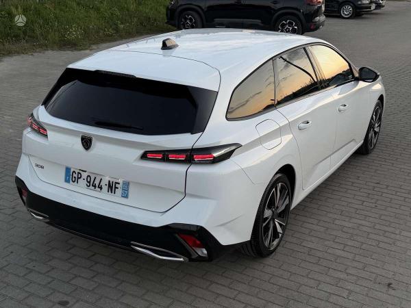 Balts Peugeot 308 2023 Marijampole, ar dzinēja tilpumu 1.50 L un nobraukumu 147 tūkst. km par 14399 €, foto 10 vietnē AUTOMOTO.COM.LV