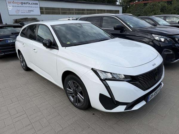 Balts Peugeot 308 2023 Kauņa, ar dzinēja tilpumu 1.50 L un nobraukumu 182 tūkst. km par 13189 €, foto 2 vietnē AUTOMOTO.COM.LV