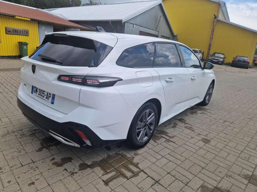 Balts Peugeot 308 2023 Kauņa, ar dzinēja tilpumu 1.50 L un nobraukumu 340 tūkst. km par 9000 €, foto 5 vietnē AUTOMOTO.COM.LV
