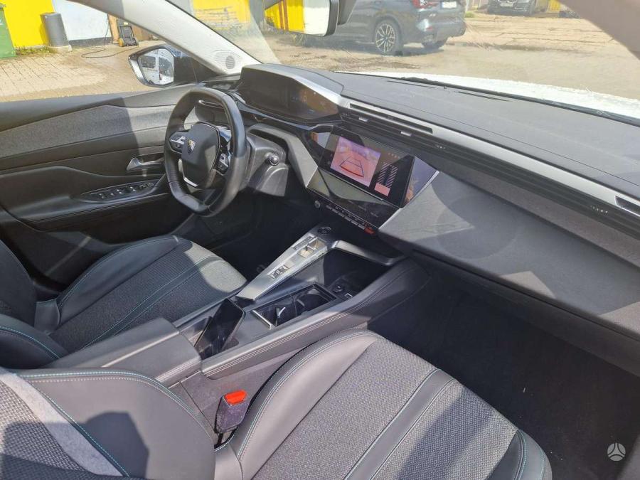 Balts Peugeot 308 2023 Kauņa, ar dzinēja tilpumu 1.50 L un nobraukumu 340 tūkst. km par 9000 €, foto 7 vietnē AUTOMOTO.COM.LV