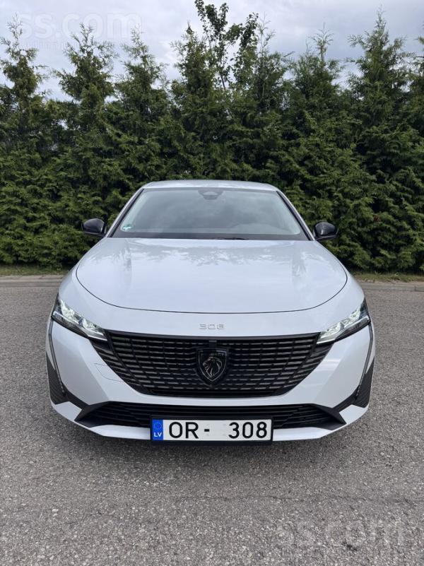 Balts Peugeot 308 2024 Daugavpils, ar dzinēja tilpumu 1.50 L un nobraukumu 40 tūkst. km par 23900 €, foto 2 vietnē AUTOMOTO.COM.LV
