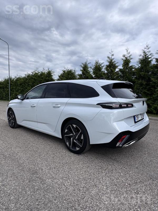Balts Peugeot 308 2024 Daugavpils, ar dzinēja tilpumu 1.50 L un nobraukumu 40 tūkst. km par 23900 €, foto 4 vietnē AUTOMOTO.COM.LV