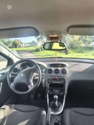 Dzeltens Peugeot 308 2013 Jonava, ar dzinēja tilpumu 1.56 L un nobraukumu 214 tūkst. km par 2500 €, foto 6 vietnē AUTOMOTO.COM.LV