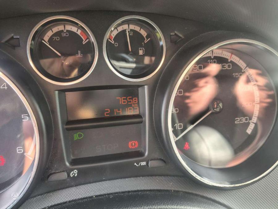 Dzeltens Peugeot 308 2013 Jonava, ar dzinēja tilpumu 1.56 L un nobraukumu 214 tūkst. km par 2500 €, foto 7 vietnē AUTOMOTO.COM.LV