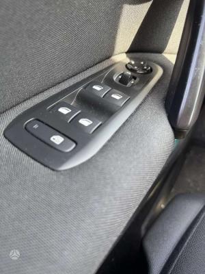 Dzeltens Peugeot 308 2018 Kauņa, ar dzinēja tilpumu 1.20 L un nobraukumu 51 tūkst. km par 9350 €, foto 12 vietnē AUTOMOTO.COM.LV