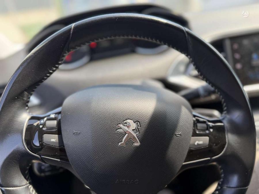 Dzeltens Peugeot 308 2018 Kauņa, ar dzinēja tilpumu 1.20 L un nobraukumu 51 tūkst. km par 9350 €, foto 16 vietnē AUTOMOTO.COM.LV