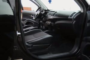 Black Peugeot 4007 2007 in Jekabpils, with an engine capacity of 2.20 L and mileage of 240 thousand km for 5750 €, photo 13 on AUTOMOTO.COM.LV