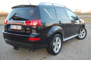 Melns Peugeot 4007 2007 Jēkabpils, ar dzinēja tilpumu 2.20 L un nobraukumu 257 tūkst. km par 5700 €, foto 3 vietnē AUTOMOTO.COM.LV