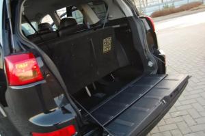 Melns Peugeot 4007 2007 Jēkabpils, ar dzinēja tilpumu 2.20 L un nobraukumu 257 tūkst. km par 5700 €, foto 15 vietnē AUTOMOTO.COM.LV