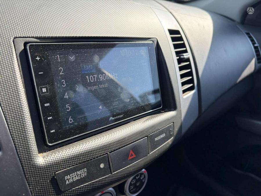 Melns Peugeot 4007 2007 Tauragė, ar dzinēja tilpumu 2.18 L un nobraukumu 300 tūkst. km par 2750 €, foto 13 vietnē AUTOMOTO.COM.LV
