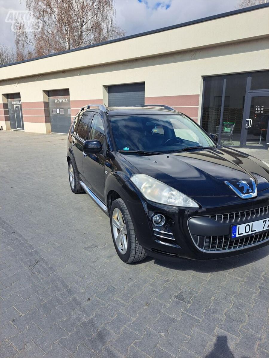 Black Peugeot 4007 2008 in Vilnius, with an engine capacity of 2.20 L and mileage of 278 thousand km for 2450 €, photo 4 on AUTOMOTO.COM.LV