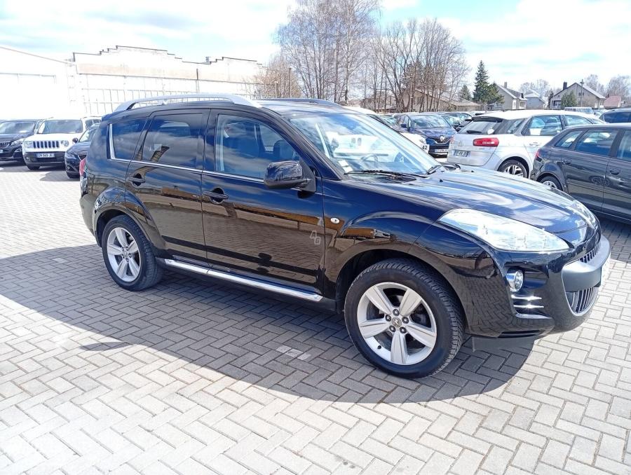 Melns Peugeot 4007 2008 Tauragė, ar dzinēja tilpumu 2.20 L un nobraukumu 279 tūkst. km par 2500 €, foto 8 vietnē AUTOMOTO.COM.LV