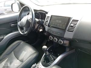 Melns Peugeot 4007 2008 Tauragė, ar dzinēja tilpumu 2.20 L un nobraukumu 279 tūkst. km par 2500 €, foto 14 vietnē AUTOMOTO.COM.LV