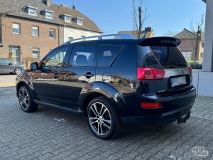 Black Peugeot 4007 2008 in Marijampole, with an engine capacity of 2.20 L and mileage of 229 thousand km for 4750 €, photo 7 on AUTOMOTO.COM.LV