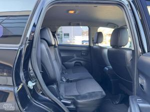 Black Peugeot 4007 2008 in Marijampole, with an engine capacity of 2.20 L and mileage of 229 thousand km for 4750 €, photo 12 on AUTOMOTO.COM.LV