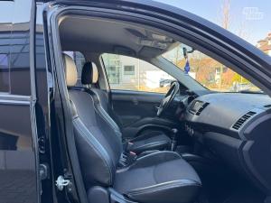 Black Peugeot 4007 2008 in Marijampole, with an engine capacity of 2.20 L and mileage of 229 thousand km for 4750 €, photo 13 on AUTOMOTO.COM.LV