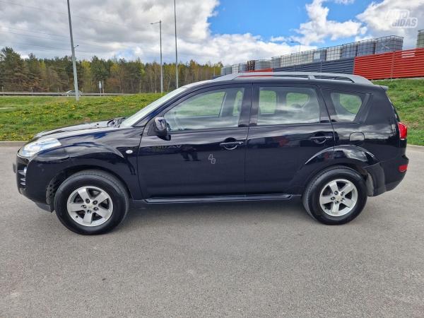 Black Peugeot 4007 2008 in Kaunas, with an engine capacity of 2.20 L and mileage of 298 thousand km for 3450 €, photo 8 on AUTOMOTO.COM.LV