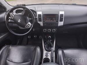 Melns Peugeot 4007 2008 Bauska, ar dzinēja tilpumu 2.20 L un nobraukumu 312 tūkst. km par 2900 €, foto 7 vietnē AUTOMOTO.COM.LV