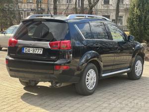 Black Peugeot 4007 2008 in Daugavpils, with an engine capacity of 2.20 L and mileage of 184 thousand km for 4900 €, photo 9 on AUTOMOTO.COM.LV
