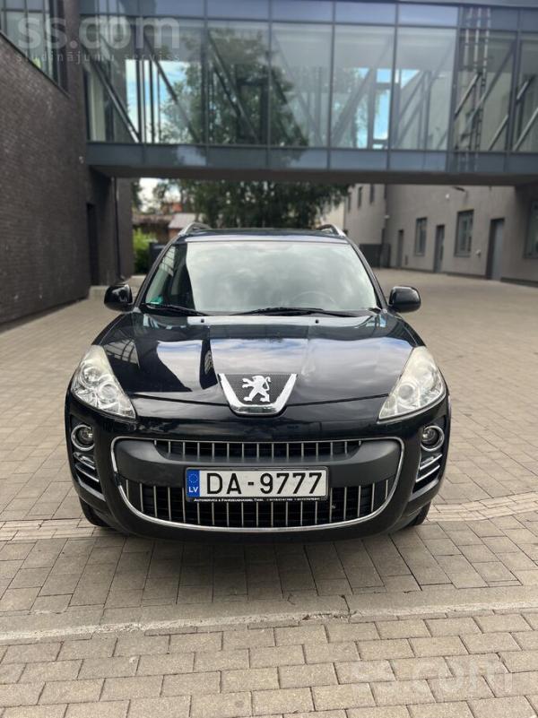 Melns Peugeot 4007 2008 Daugavpils, ar dzinēja tilpumu 2.20 L un nobraukumu 190 tūkst. km par 4195 €, foto 3 vietnē AUTOMOTO.COM.LV