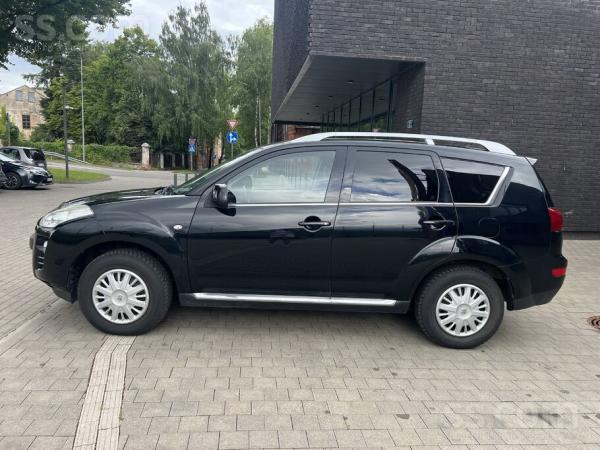Melns Peugeot 4007 2008 Daugavpils, ar dzinēja tilpumu 2.20 L un nobraukumu 190 tūkst. km par 4195 €, foto 4 vietnē AUTOMOTO.COM.LV