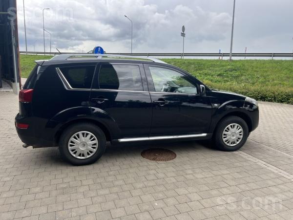 Melns Peugeot 4007 2008 Daugavpils, ar dzinēja tilpumu 2.20 L un nobraukumu 190 tūkst. km par 4195 €, foto 7 vietnē AUTOMOTO.COM.LV
