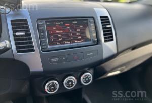 Melns Peugeot 4007 2008 Daugavpils, ar dzinēja tilpumu 2.20 L un nobraukumu 190 tūkst. km par 4195 €, foto 17 vietnē AUTOMOTO.COM.LV