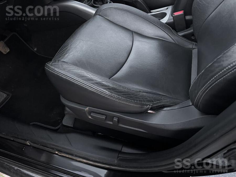 Melns Peugeot 4007 2008 Jelgava, ar dzinēja tilpumu 2.20 L un nobraukumu 225 tūkst. km par 4990 €, foto 18 vietnē AUTOMOTO.COM.LV