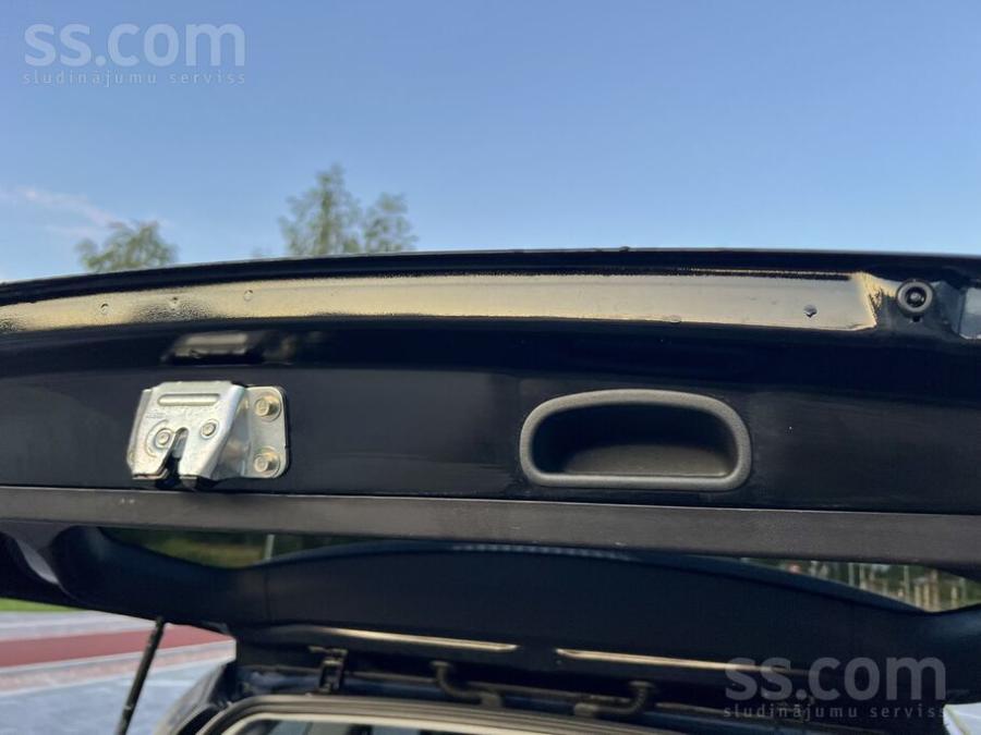 Melns Peugeot 4007 2008 Jelgava, ar dzinēja tilpumu 2.20 L un nobraukumu 225 tūkst. km par 4990 €, foto 24 vietnē AUTOMOTO.COM.LV