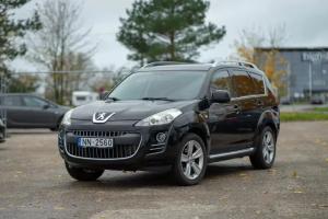 Black Peugeot 4007 2008 in Liepaja, with an engine capacity of 2.20 L and mileage of 279 thousand km for 6250 €, photo  on AUTOMOTO.COM.LV