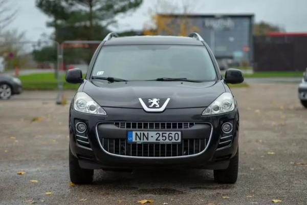 Melns Peugeot 4007 2008 Liepāja, ar dzinēja tilpumu 2.20 L un nobraukumu 279 tūkst. km par 6250 €, foto 6 vietnē AUTOMOTO.COM.LV