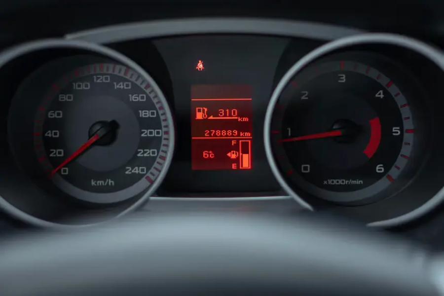 Черный Пежо 4007 2008 в Лиепая, объемом двигателя 2.20 л и пробегом 279 тыс. км за 6250 €, фото 17 на AUTOMOTO.COM.LV