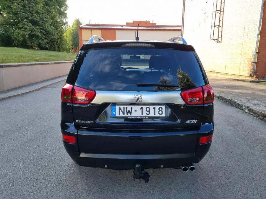 Melns Peugeot 4007 2008 Jēkabpils, ar dzinēja tilpumu 2.20 L un nobraukumu 237 tūkst. km par 6250 €, foto 8 vietnē AUTOMOTO.COM.LV