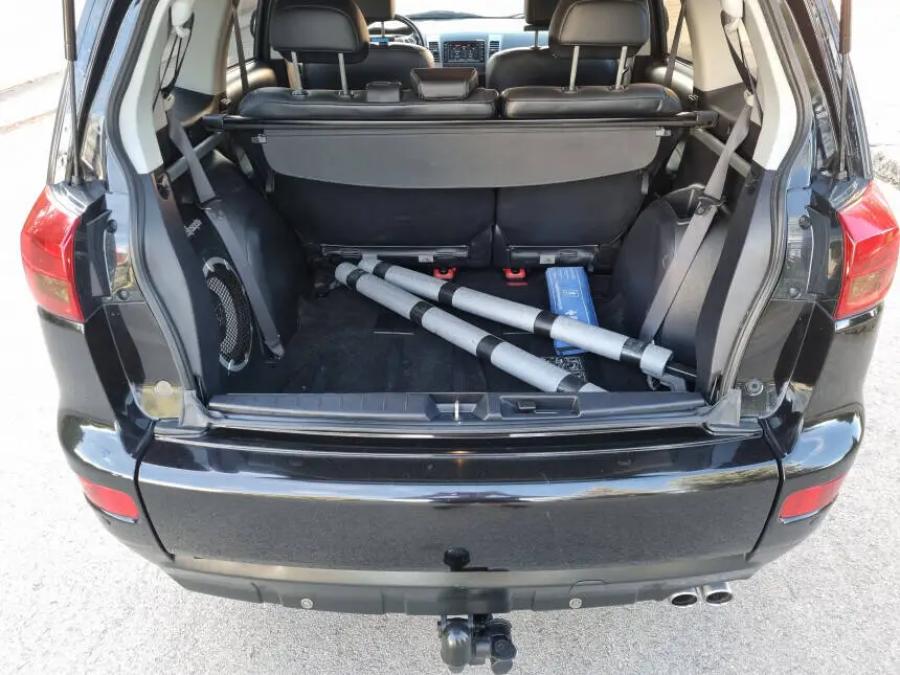 Melns Peugeot 4007 2008 Jēkabpils, ar dzinēja tilpumu 2.20 L un nobraukumu 237 tūkst. km par 6250 €, foto 16 vietnē AUTOMOTO.COM.LV