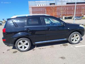 Black Peugeot 4007 2008 in Klaipeda, with an engine capacity of 2.20 L and mileage of 415 thousand km for 2200 €, photo 4 on AUTOMOTO.COM.LV