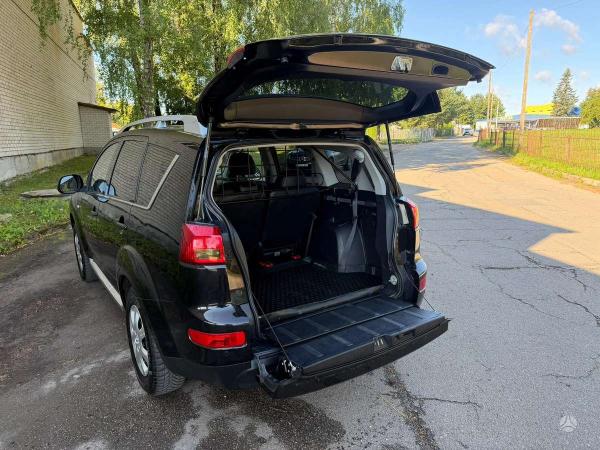Melns Peugeot 4007 2008 Šauļi, ar dzinēja tilpumu 2.18 L un nobraukumu 224 tūkst. km par 3600 €, foto 10 vietnē AUTOMOTO.COM.LV