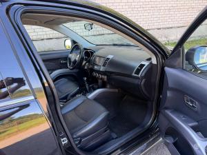 Melns Peugeot 4007 2008 Šauļi, ar dzinēja tilpumu 2.18 L un nobraukumu 224 tūkst. km par 3600 €, foto 13 vietnē AUTOMOTO.COM.LV