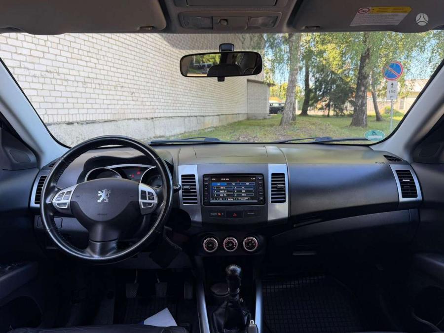 Melns Peugeot 4007 2008 Šauļi, ar dzinēja tilpumu 2.18 L un nobraukumu 224 tūkst. km par 3600 €, foto 20 vietnē AUTOMOTO.COM.LV
