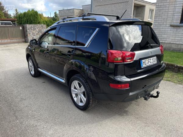 Melns Peugeot 4007 2008 Raseiniai, ar dzinēja tilpumu 2.20 L un nobraukumu 208 tūkst. km par 3700 €, foto 5 vietnē AUTOMOTO.COM.LV
